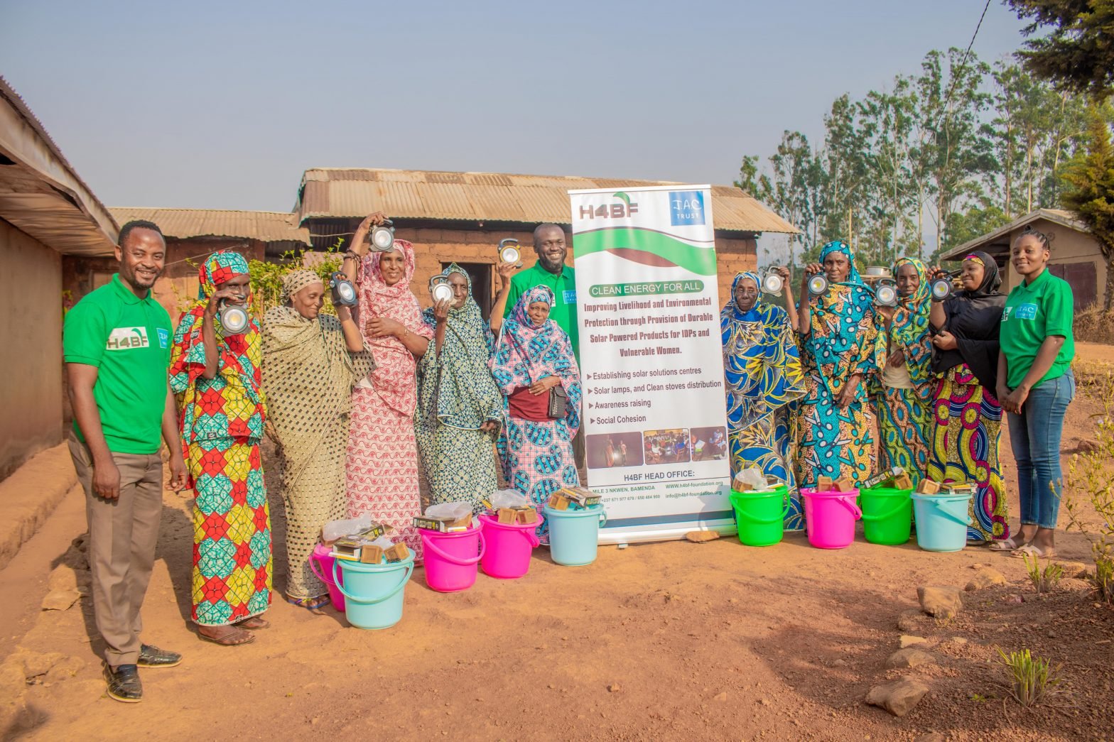 IDPs and Host communities in Nkambe benefit 115 solar lamps - h4bf ...